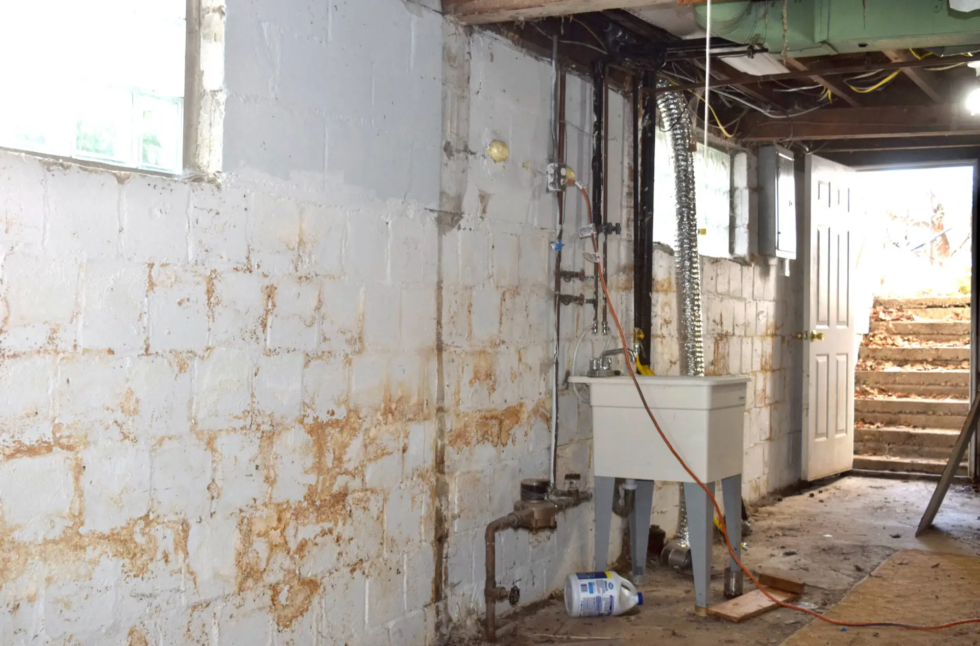 The Role of Humidity Control in Basement Waterproofing – Pro Crawl ...
